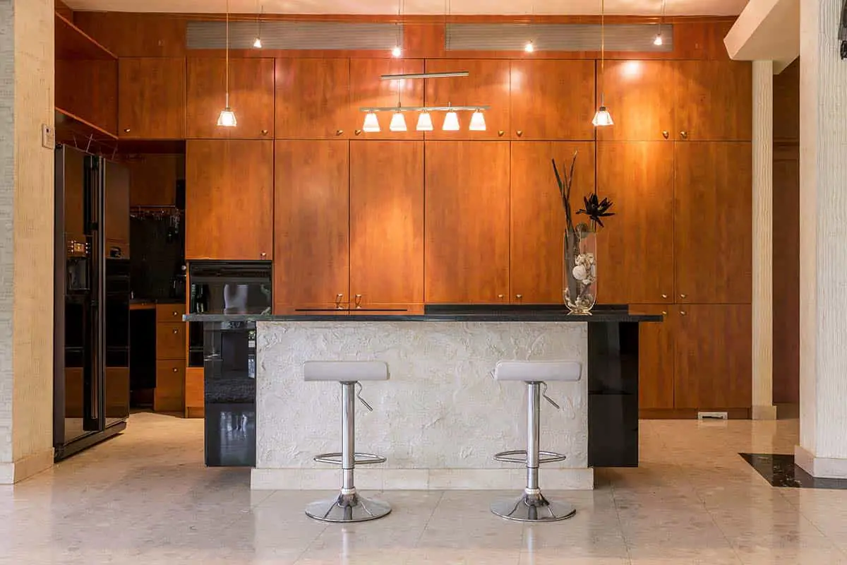 10 Kitchen Cabinet Hardware Ideas For Your Next DIY Kitchen Makeover 